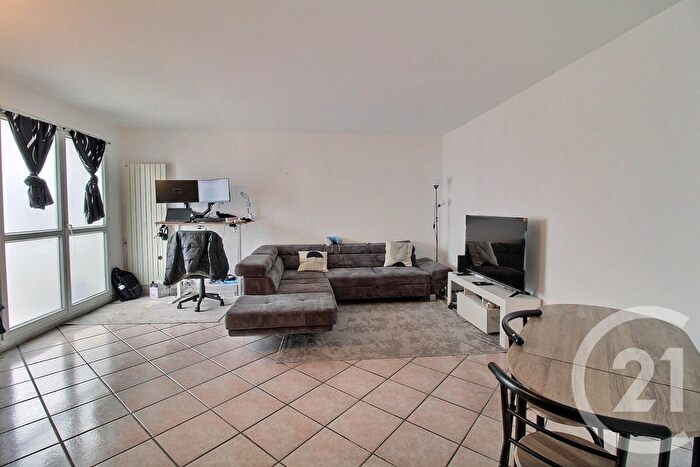 Appartement à vendre - Noiseau - 3 pièces - 2 chambres