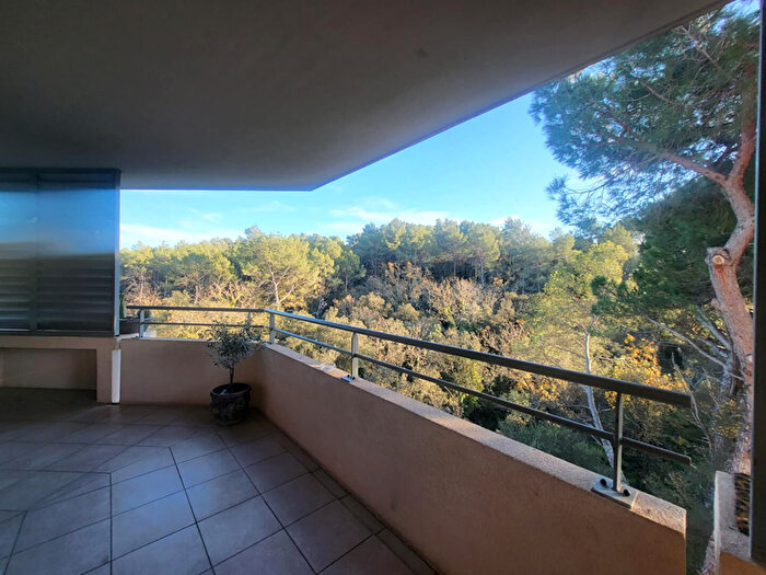 Appartement à louer - Roquebrune-sur-Argens, La Bouverie - 3 pièces - 2 chambres