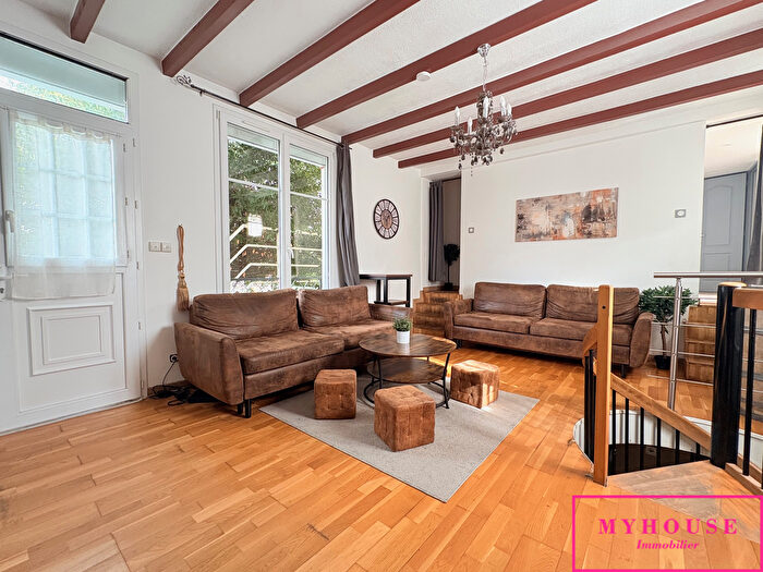 Maison à vendre - Bagneux, Champ des Oiseaux - 17 pièces - 14 chambres