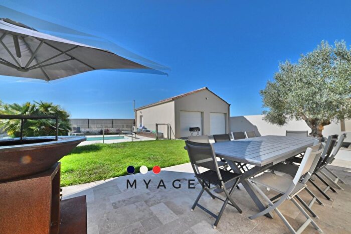 Maison à vendre - Nuaillé-dAunis - 5 pièces - 3 chambres