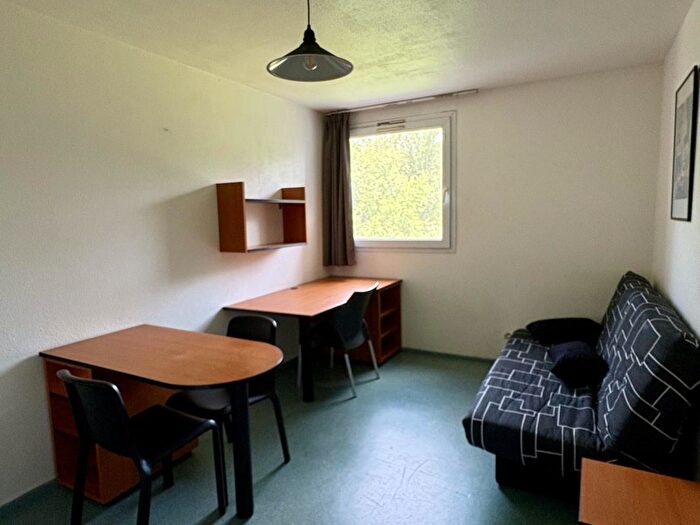 Appartement à louer - Saint-Martin-dHères, Bidal, Peri - 1 pièce