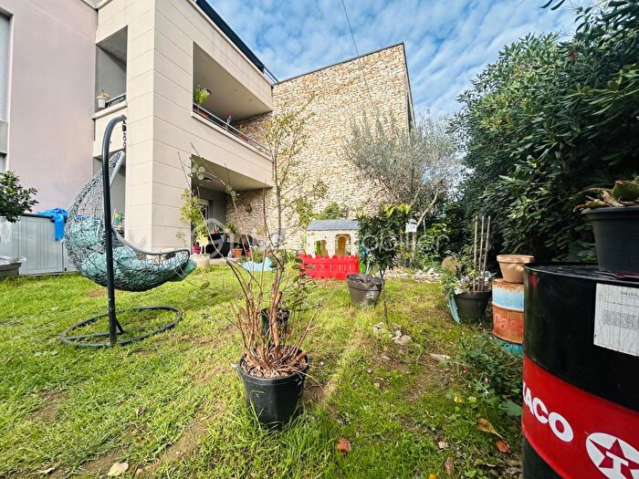 Appartement à vendre - Nîmes, Courbessac - 3 pièces - 2 chambres