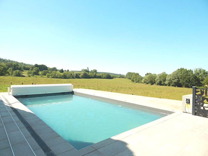 Maison 9 pièces à vendre - Lons-le-Saunier, Centre-ville