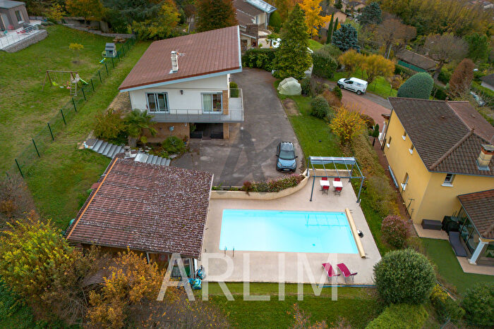 Maison à vendre - Montluel - 9 pièces - 4 chambres