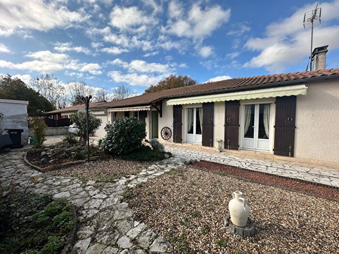 Maison à vendre - Bergerac, La Madeleine, Naillac, Cavaille, Aéroport - 5 pièces - 3 chambres