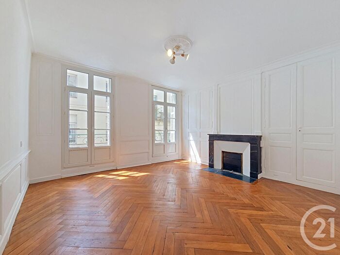 Appartement 3 pièces à vendre - Tours, Centre-ville