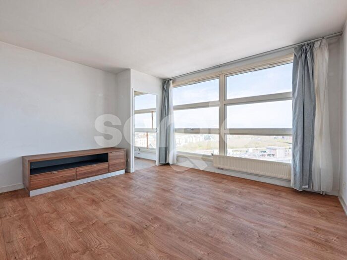 Appartement à vendre - Lille, Centre-ville, Euralille - 2 pièces - 1 chambre