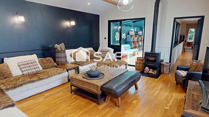 Maison à vendre - Le Château-dOléron - 6 pièces - 4 chambres