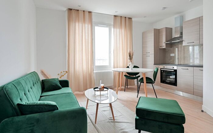 Appartement à louer - Gratte Ciel, Villeurbanne - 2 pièces - 1 chambre
