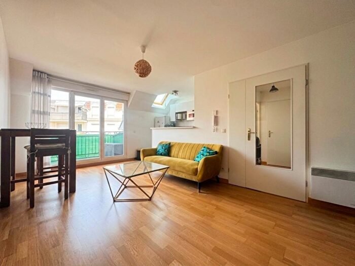 Villiers-sur-Marne, Centre-ville : Appartement 2 pièces à vendre