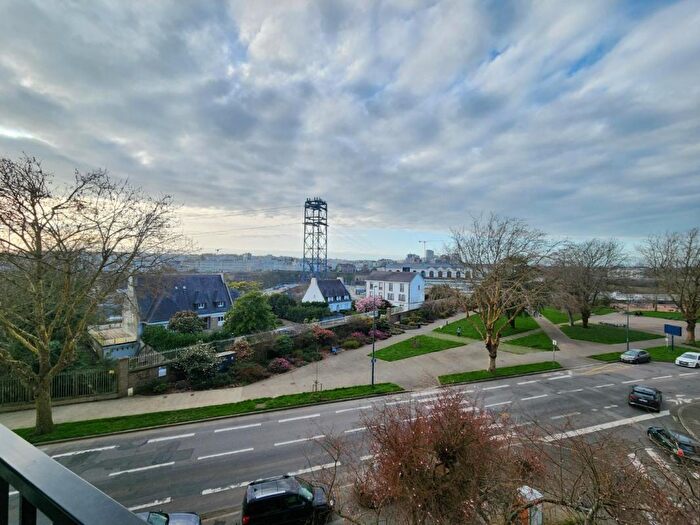 Appartement à louer - Brest, Centre-ville, Port - 2 pièces - 1 chambre