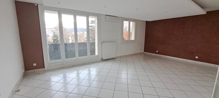 Appartement 4 pièces à louer - Le Pont-de-Claix, Iles de Mars