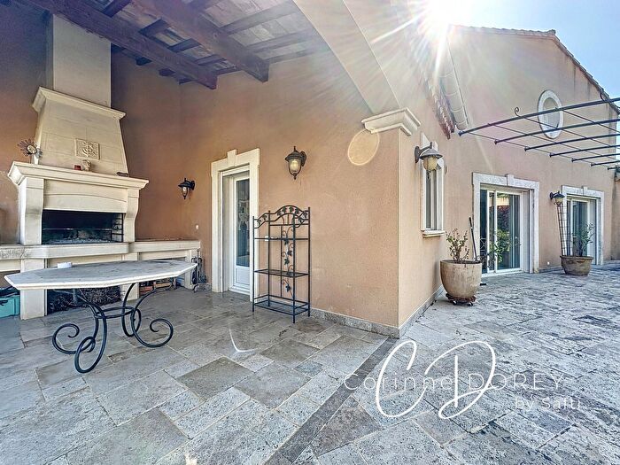 Maison 4 pièces à vendre à Beauvoisin