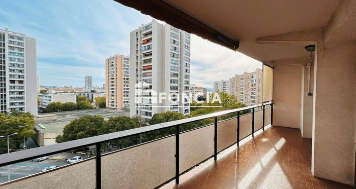 Appartement 4 pièces à Champ de Mars, Toulon, à louer