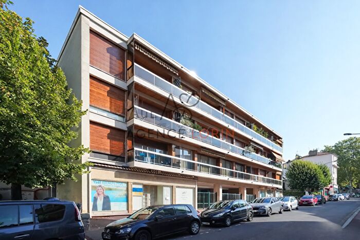 Appartement à vendre - Le Vésinet - 6 pièces - 3 chambres