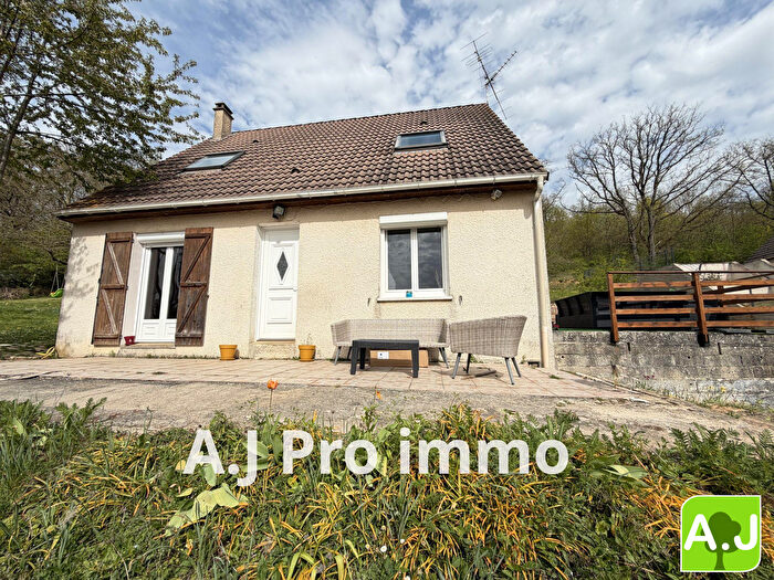 Maison à vendre - Ézy-sur-Eure - 6 pièces - 4 chambres