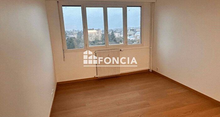 Appartement 1 pièce à Rive de Seine Sud Est, Melun, à louer