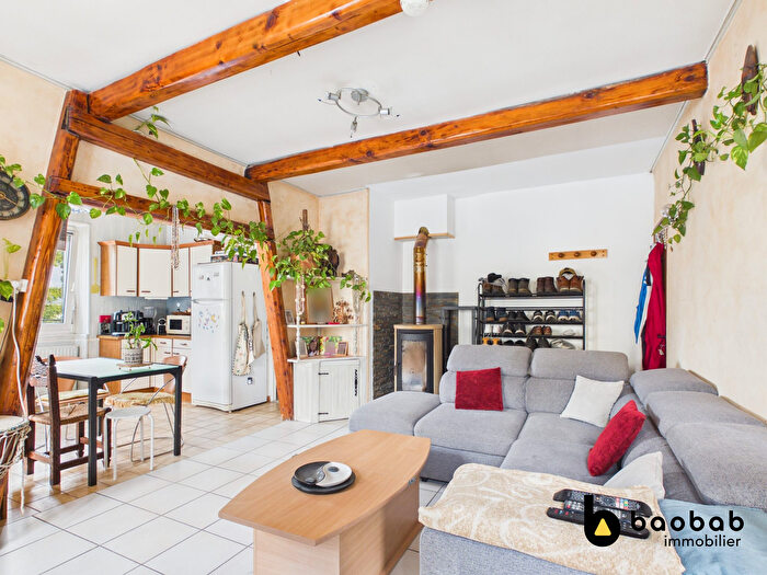 Maison 5 pièces à Saint-Pierre-d'Albigny, à vendre
