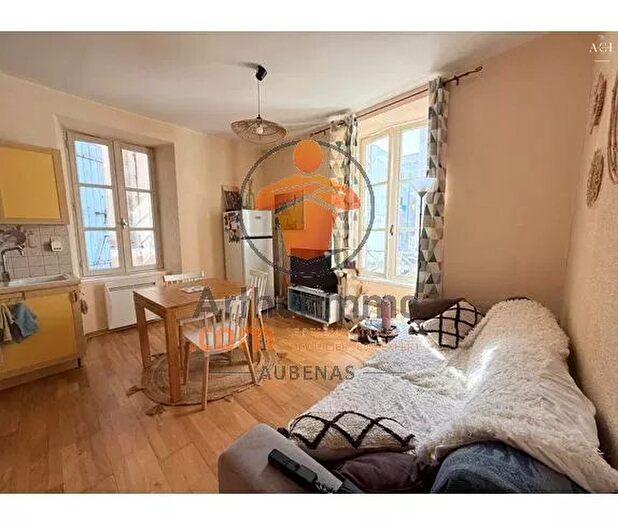 Aubenas, Centre-ville : Appartement 3 pièces à vendre