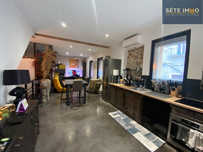 Appartement à vendre - Sète, Centre-ville - 3 pièces - 2 chambres