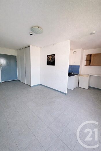 Orléans, La Madeleine, Saint-Laurent : Appartement 2 pièces à louer