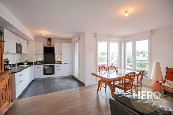 Appartement à vendre - Plaisir, Ebisoires - 4 pièces - 3 chambres