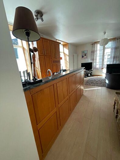 Appartement à vendre - La Bourboule - 4 pièces - 3 chambres