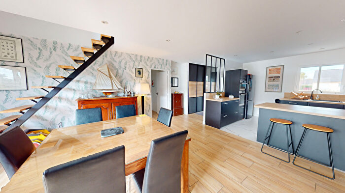 Maison 6 pièces à Villebernier, à vendre