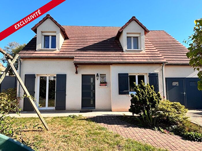 Maison 6 pièces à vendre à Vaux-le-Pénil