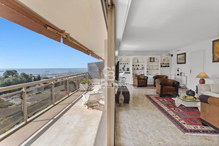 Appartement à vendre - Le Cannet, Haut Cannet - 3 pièces - 2 chambres