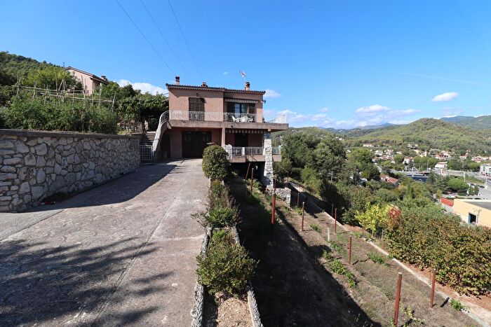 Maison à vendre - Cantaron - 6 pièces - 4 chambres