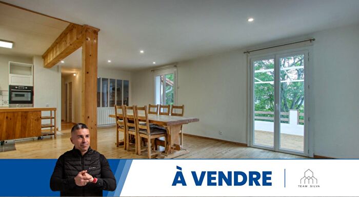 Maison 7 pièces à Feyzin, à vendre