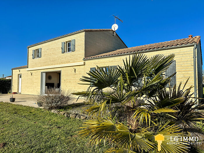 Maison à vendre - Champagnolles - 7 pièces - 5 chambres