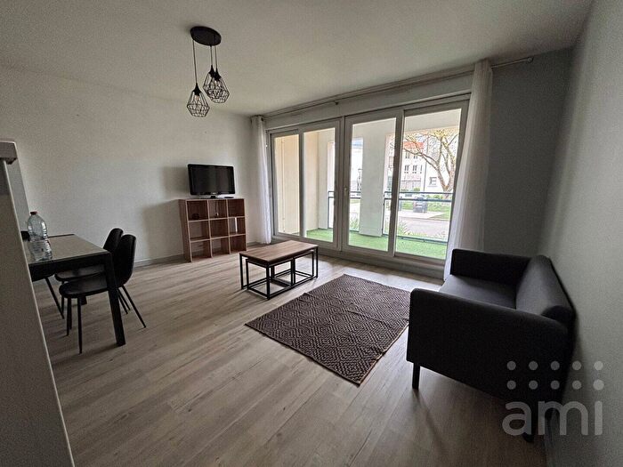 Appartement 2 pièces à Centre Ville, Niort, à louer