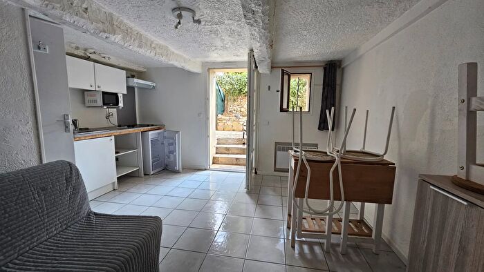 Appartement à louer - Saint-Vallier-de-Thiey - 1 pièce