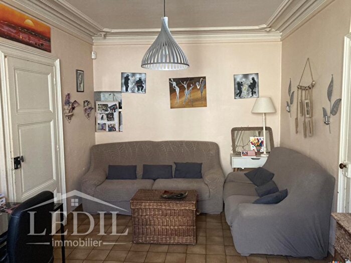 Maison à vendre - Puymirol - 5 pièces - 4 chambres