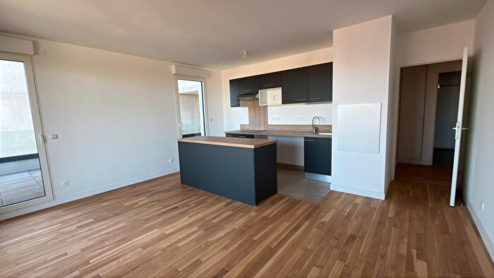 Colombes, Charles de Gaulle - Appartement 3 pièces à louer
