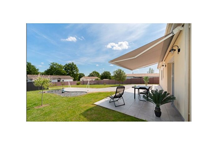 Maison 4 pièces à vendre - Saint-Savin