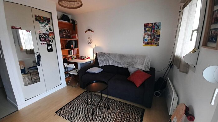 Appartement 1 pièce à Quartiers Sud-Ouest, La Madeleine, à louer
