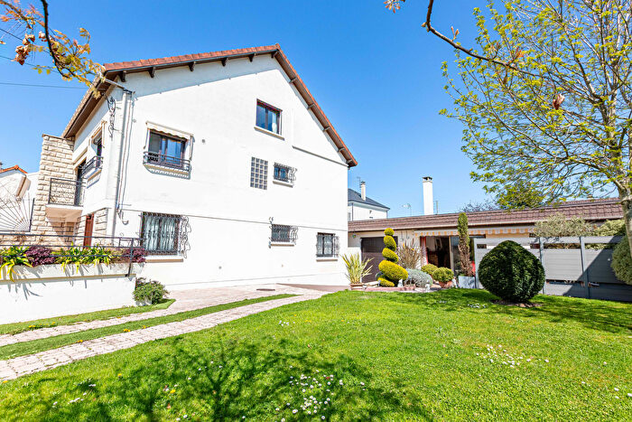 Maison à vendre - Ormesson-sur-Marne - 7 pièces - 4 chambres