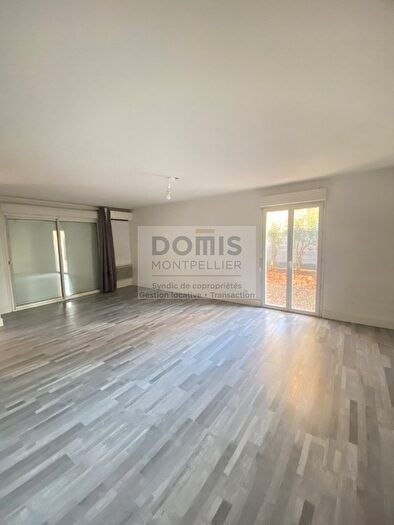 Maison à louer - Mauguio, Jean-Paul Beugnot, Ferrari - 4 pièces - 3 chambres