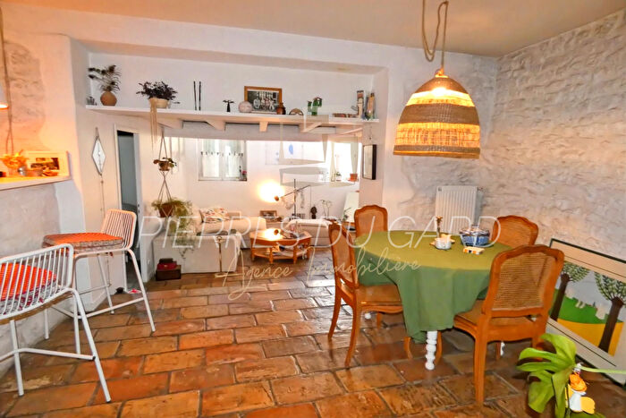 Appartement à vendre - Milhaud - 4 pièces - 2 chambres