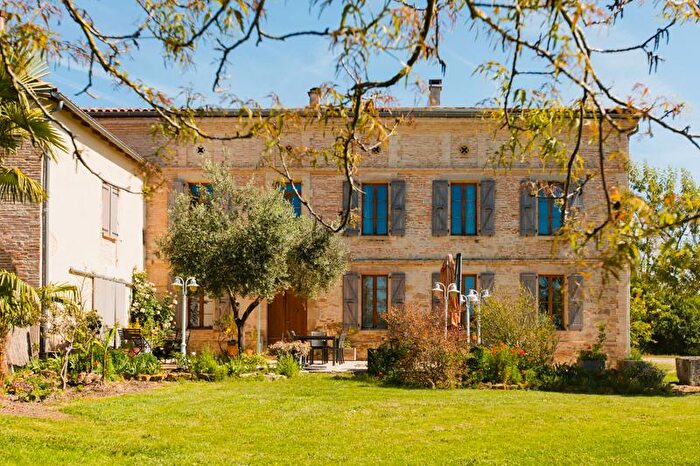 Maison à vendre - Salvagnac - 20 pièces - 11 chambres