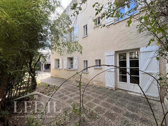 Maison à vendre - Condom - 6 pièces - 5 chambres