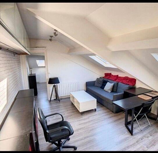 Appartement à louer - Centre Ville, Corbeil-Essonnes - 2 pièces - 1 chambre