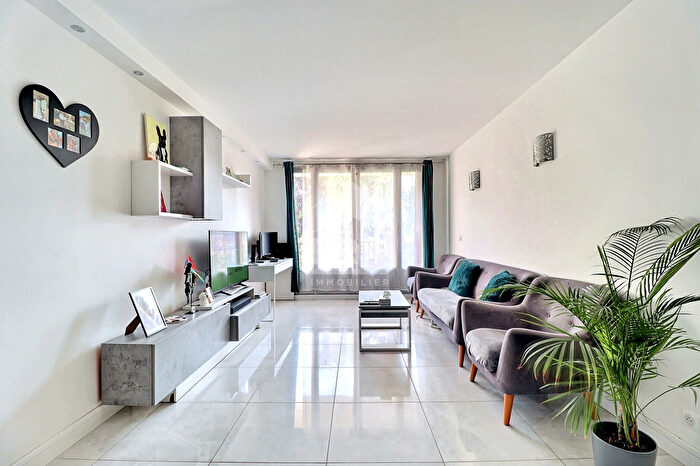 Appartement à vendre - Garges-lès-Gonesse, La Lutece - 3 pièces - 2 chambres