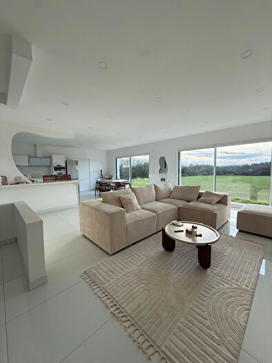 Maison à vendre - Châteaubriant, La Borderie, Choisel, La Ville Marie, Etang - 6 pièces - 4 chambres