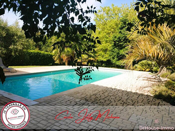 Maison à vendre - Saint-Savin - 8 pièces - 5 chambres