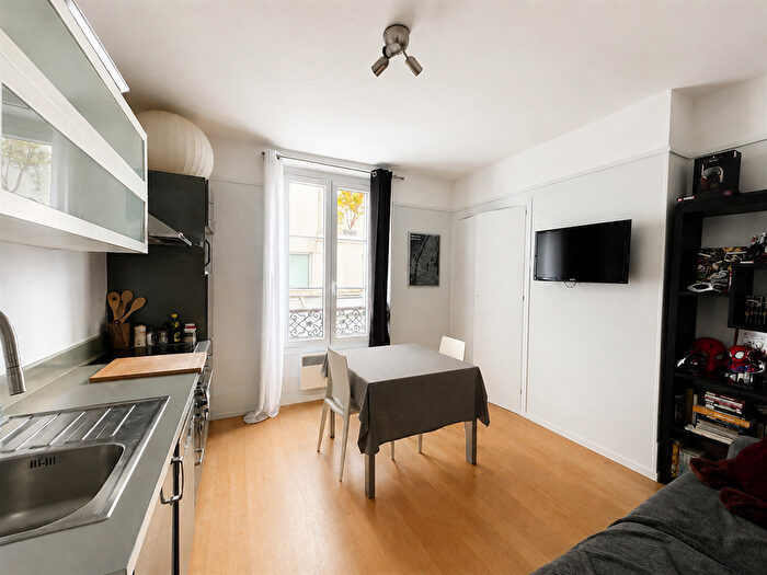 Paris 7ème, Champ de Mars : Appartement 2 pièces à vendre