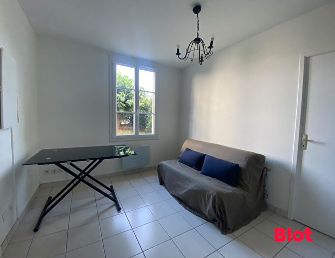 Appartement à louer - Cesson-Sévigné, Bourgchevreuil, Dézerseul, Pommeraie - 2 pièces - 1 chambre